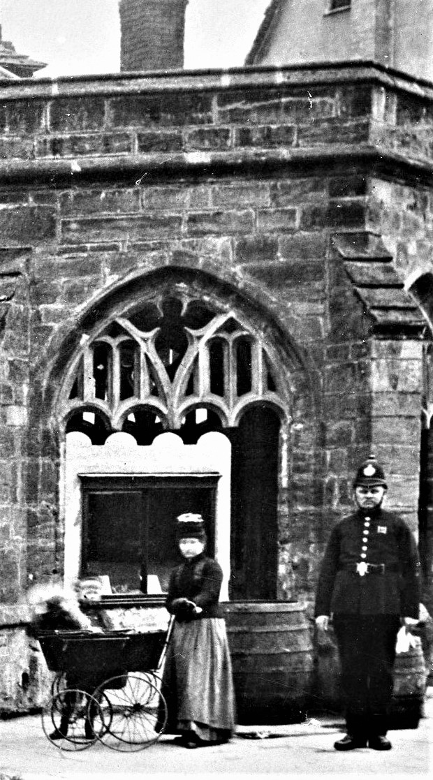 SHERBORNE CONSTABLE BY THE CONDUIT. – Dorset Constabulary